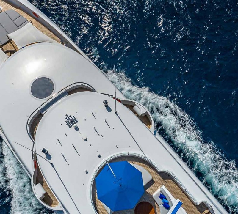 TOP FIVE II Yacht Charter Details, Hakvoort | CHARTERWORLD Luxury ...